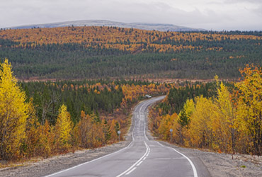 Tour Embark on a 3-Day Arctic Adventure: From Aurora Hunts to the Edge ...